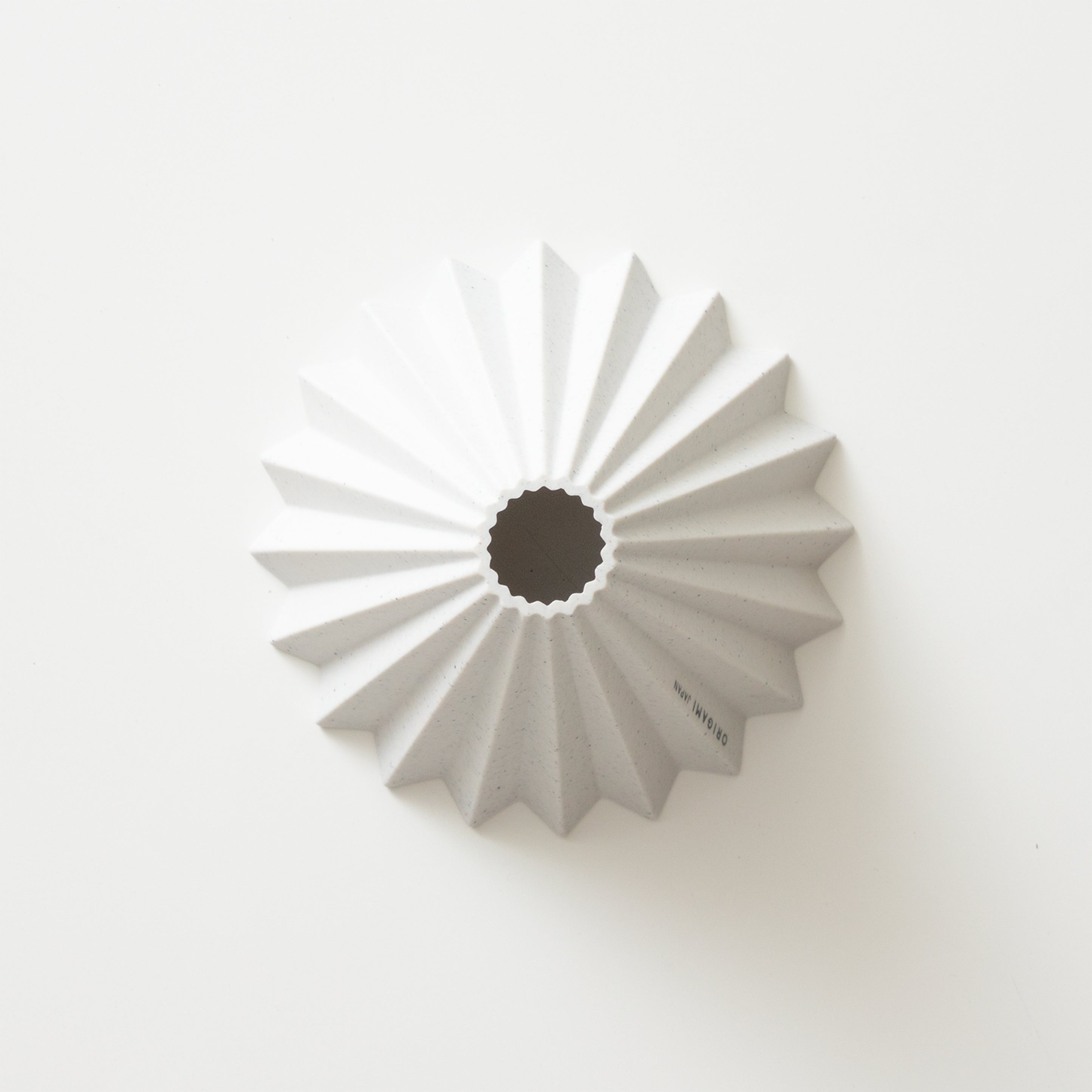 【ORIGAMI 公式】 リワーク ドリッパー M /ReWork Dripper M – ORIGAMI Online Store